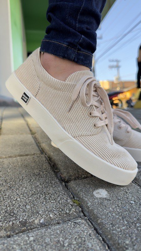 Tênis Feminino Mary Jane Insta Velvet Cotelê Areia - Mahai Shop